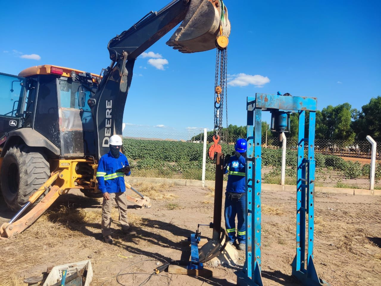Conheça mais sobre: ENSAIO PULL OUT TEST para construção de usina solar ...